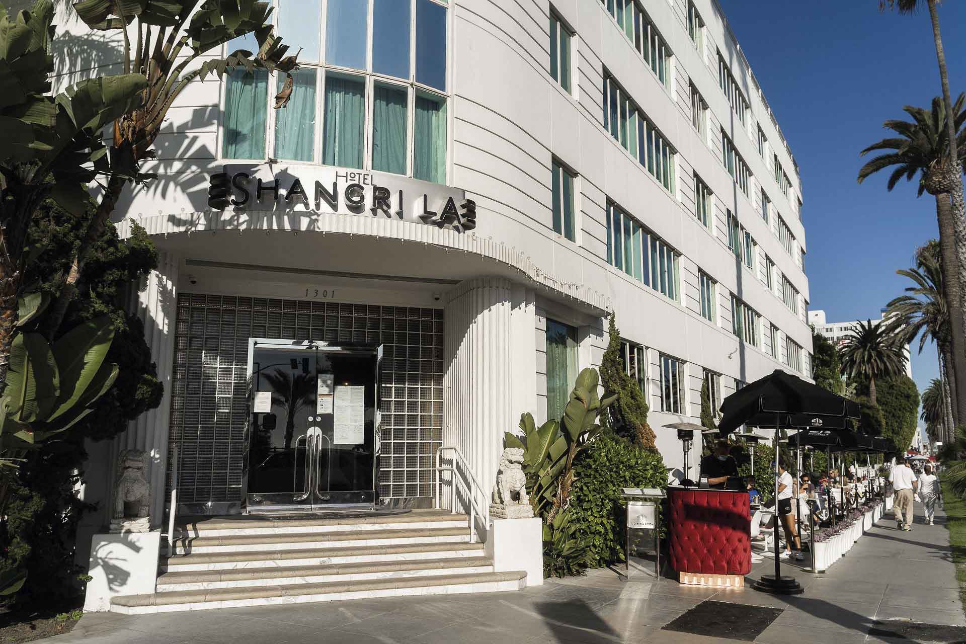 Hotel Shangri La launches The Sidewalk Café - Supper Magazine