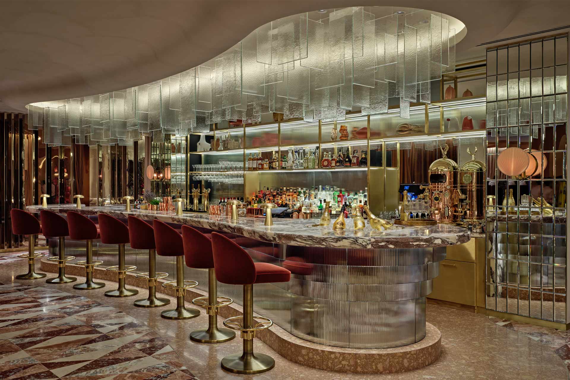 London Hilton on Park Lane launches ‘60s-inspired bar - Supper Magazine